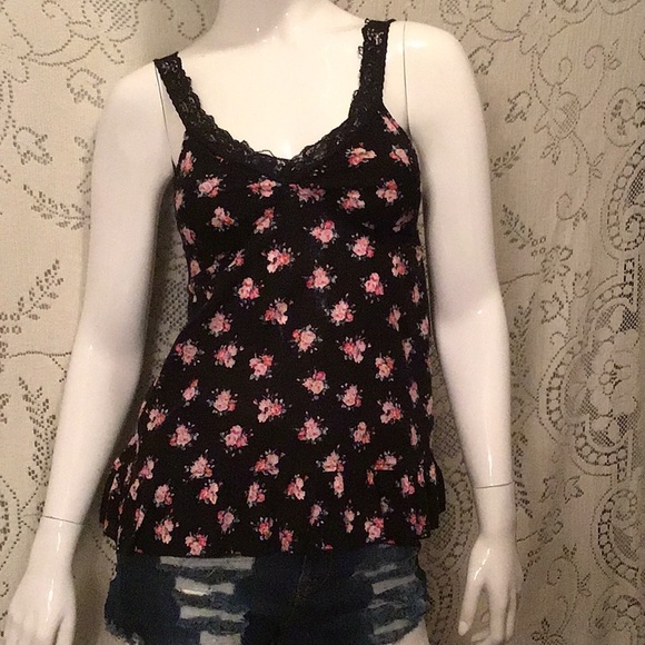 lei | Tops | 32 Leiruffled Hem Halter Top | Poshmark